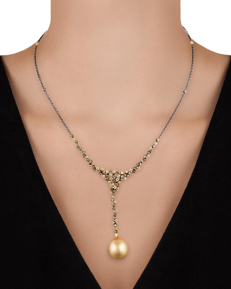 Golden Pearl and Yellow Diamond Pendant Necklace For Sale at 1stDibs