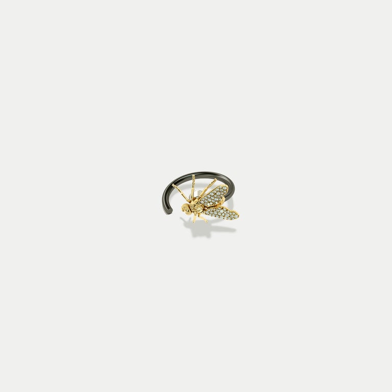 Golden Ring with Removable Diamond Fly, 18k Gold For Sale at 1stDibs