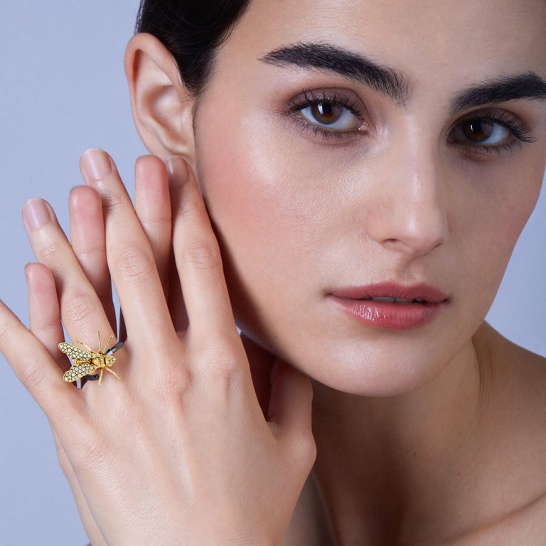 Golden Ring with Removable Diamond Fly, 18k Gold For Sale at 1stDibs