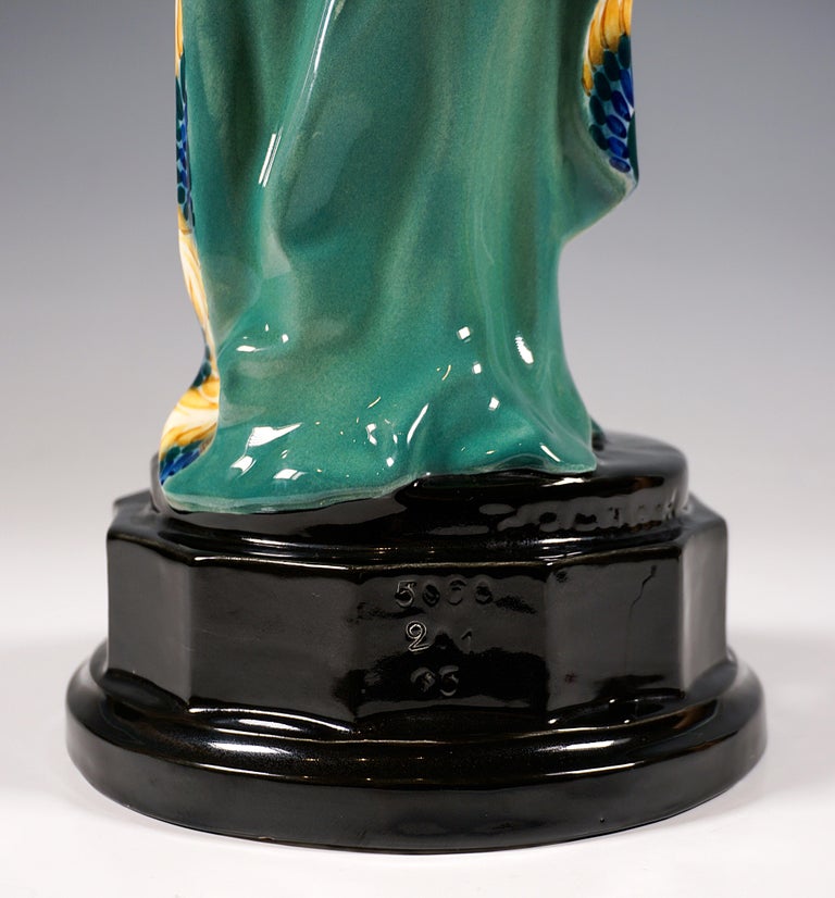 Goldscheider Art Déco Figure 'Fascination', Dancer with Headdress by W ...