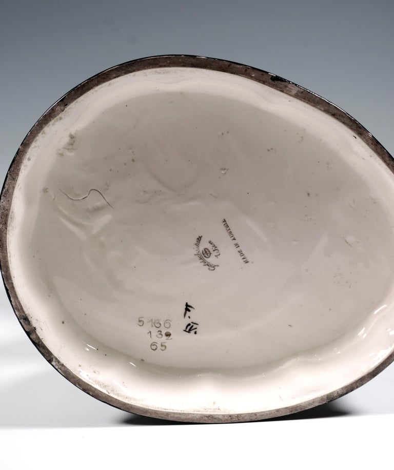 Goldscheider Art Déco Group Dancing Pierrot with Lady, Wilhelm Thomasch ...