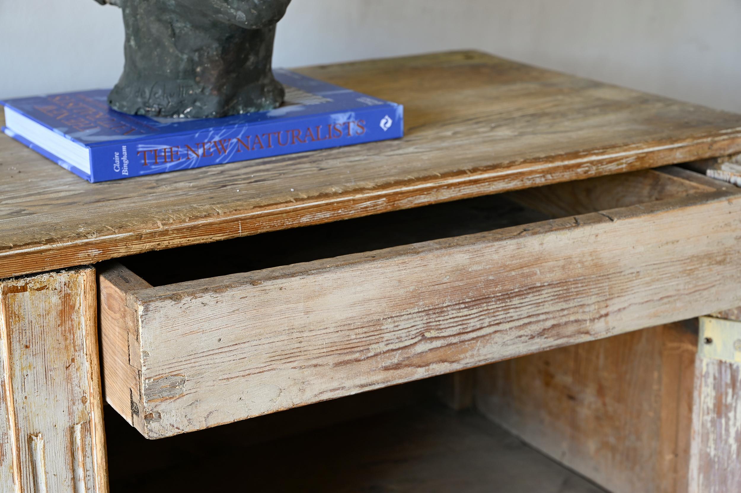 Good 19th Century Gustavian Buffet For Sale at 1stDibs