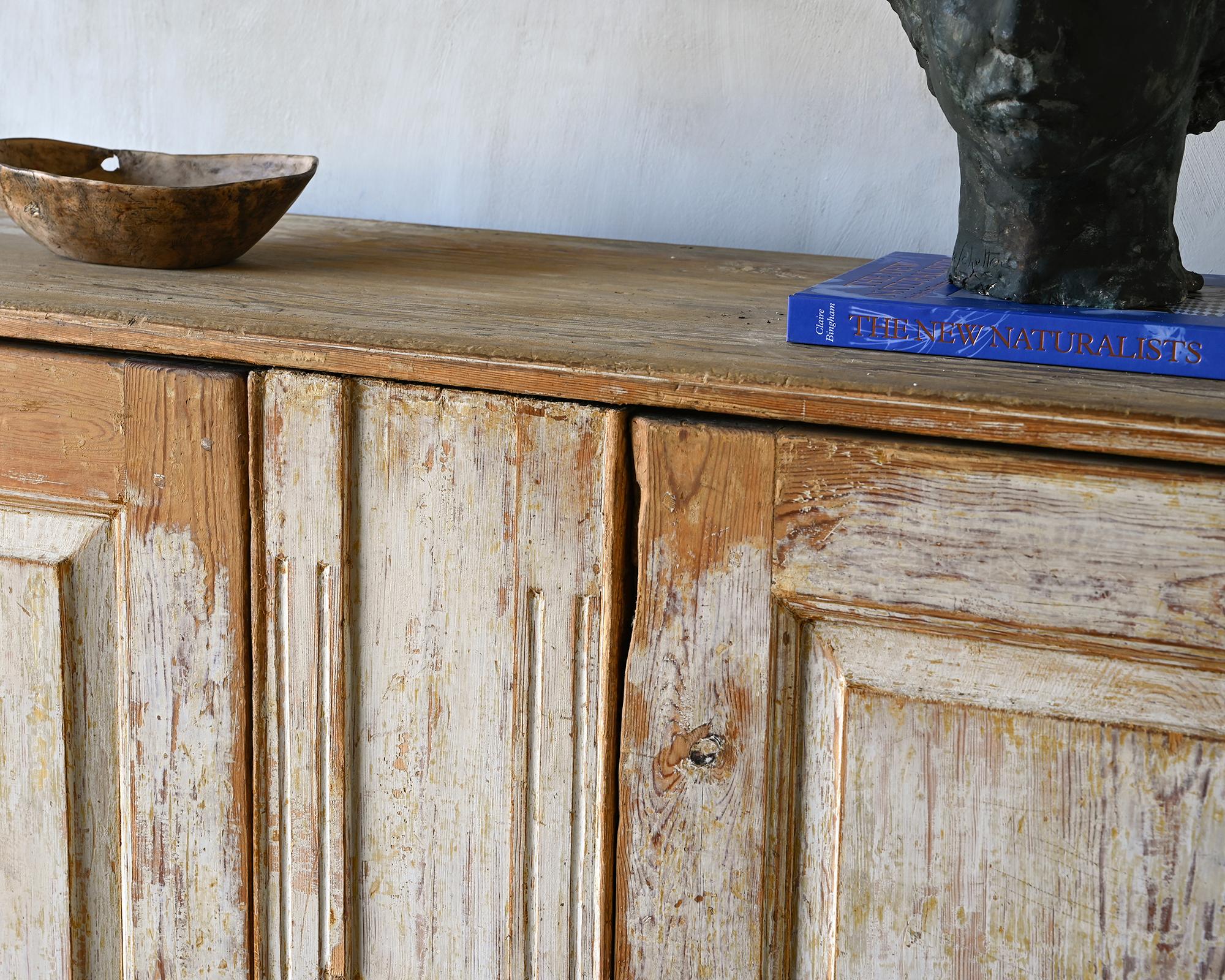 Good 19th Century Gustavian Buffet For Sale at 1stDibs