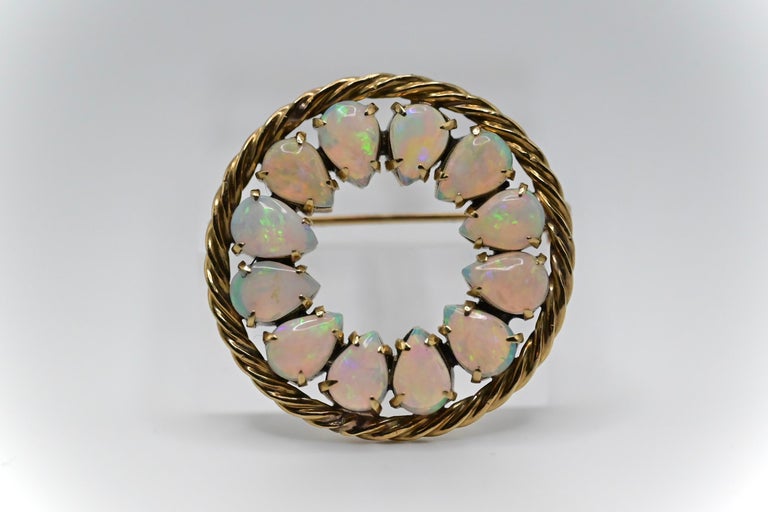 Gorgeous 14k Yellow Gold and Opal Brooch For Sale at 1stDibs