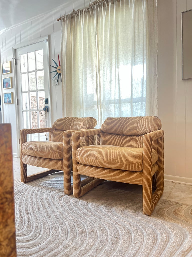 GORGEOUS vintage sculptural parsons chairs by Drexel in Schumacher ...
