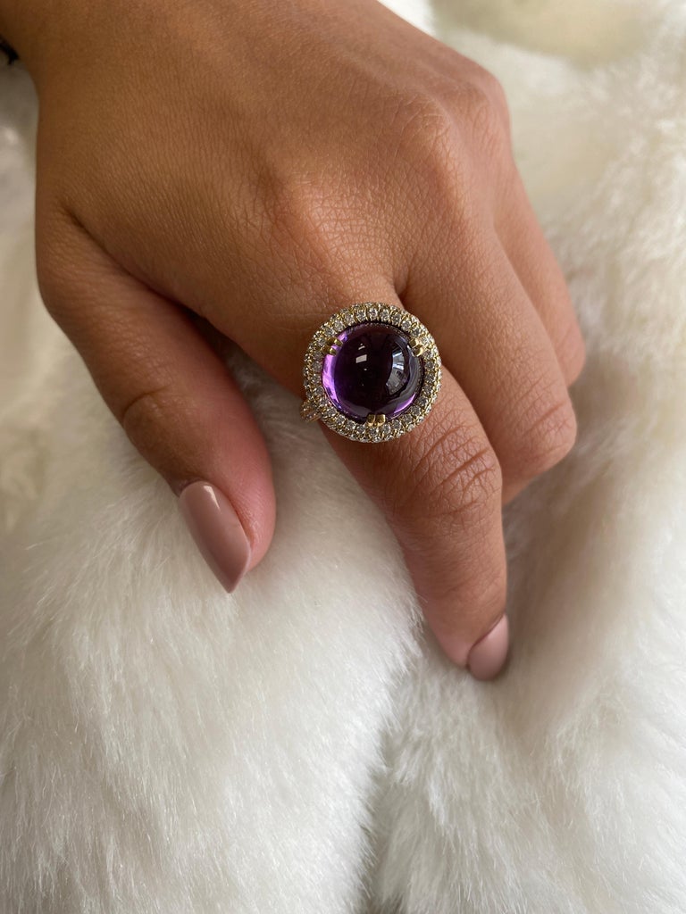 Goshwara Amethyst Round Cab with Diamond Ring For Sale at 1stDibs