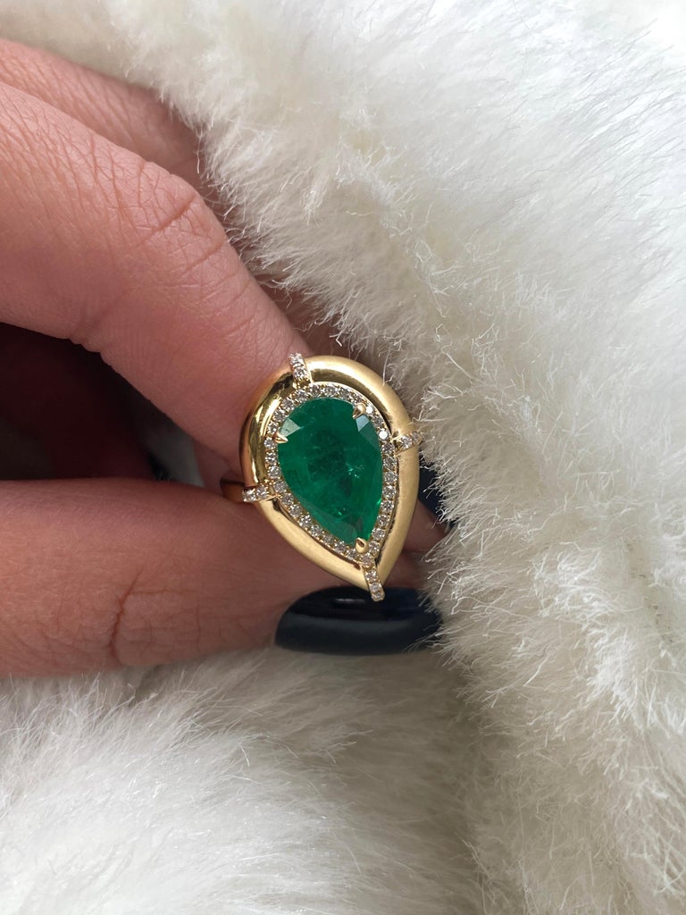Goshwara Pear Shape Emerald Cab with Diamonds Ring For Sale at 1stDibs
