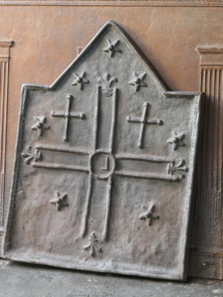 French Gothic Arms Fireback For Sale at 1stDibs