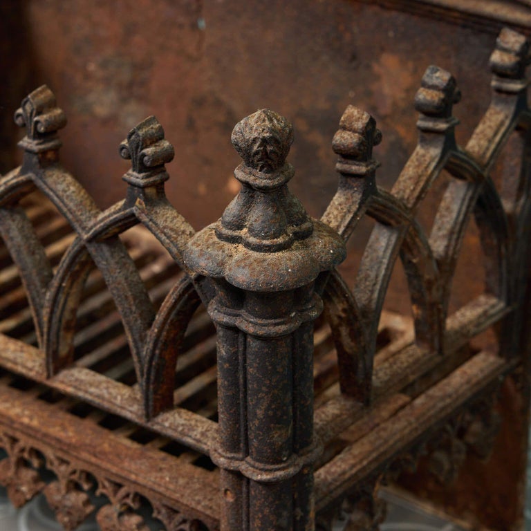 Gothic Revival Antique Cast Iron Fire Grate For Sale at 1stDibs