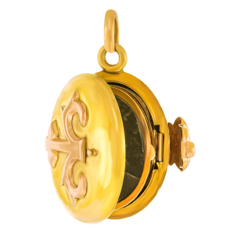 Gothic Revival Gold Locket For Sale at 1stDibs