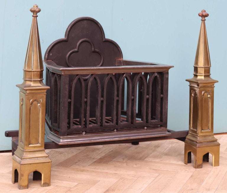 Gothic Style Antique Fire Grate For Sale at 1stDibs