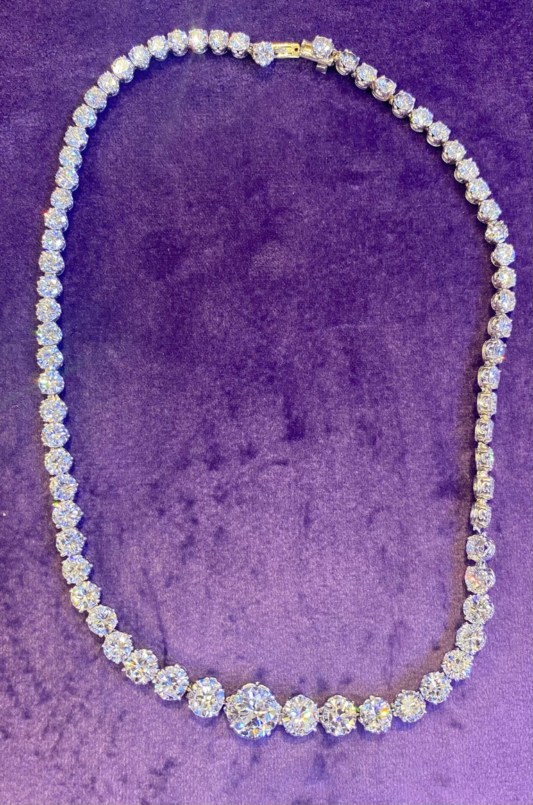 Graduated Diamond Rivière Necklace For Sale at 1stDibs