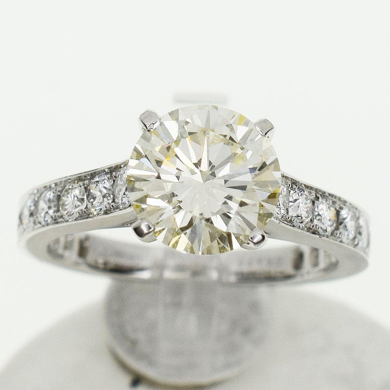 Graff 1.57 Carat Diamond Platinum Flame Diamond Solitaire Ring at ...