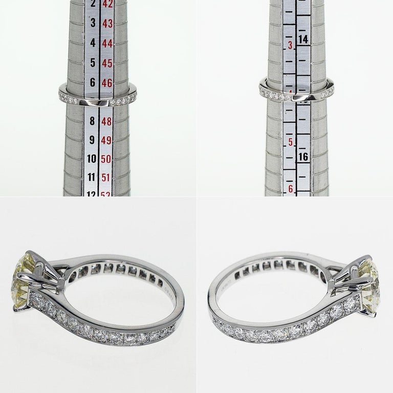 Graff 1.57 Carat Diamond Platinum Flame Diamond Solitaire Ring at ...