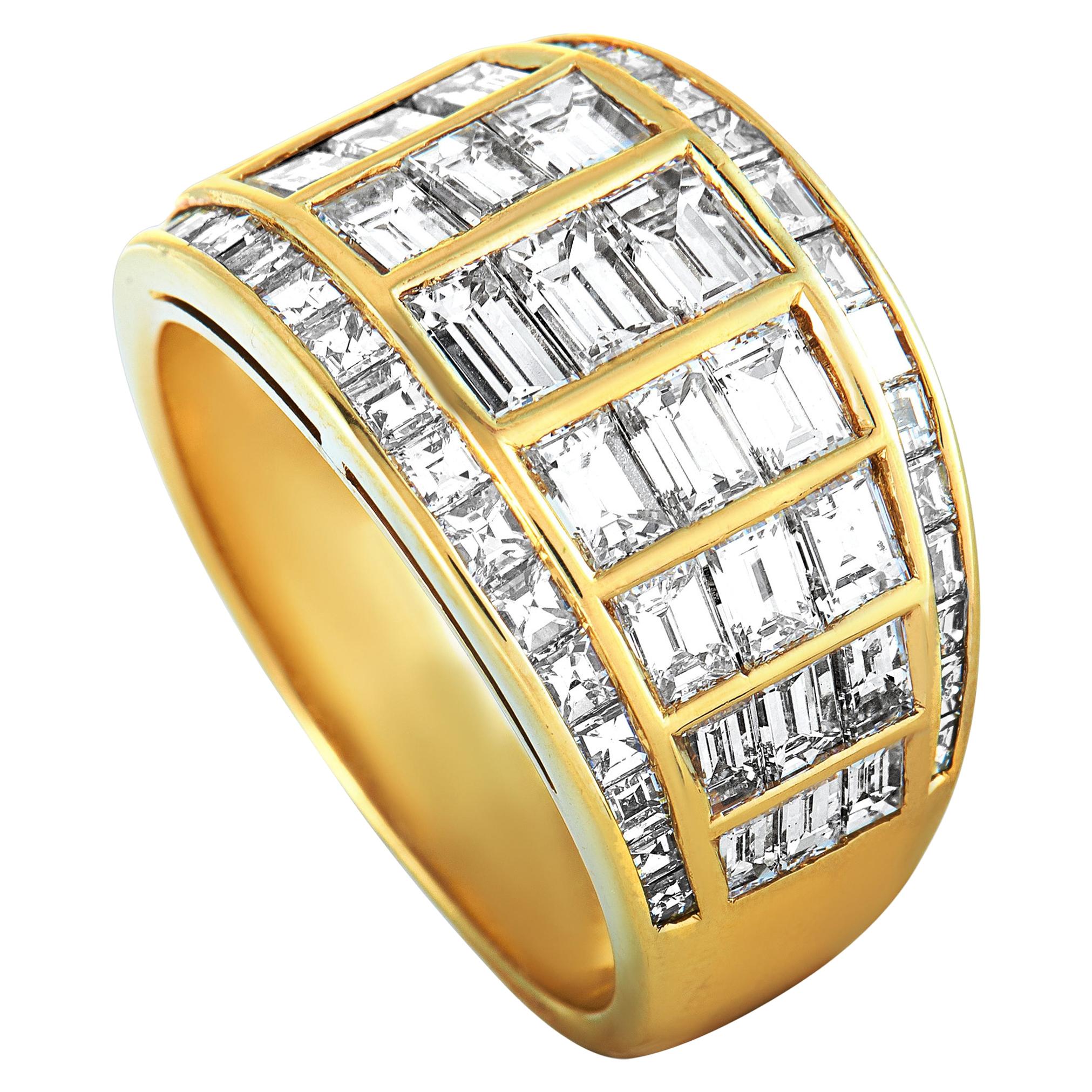 Graff 18 Karat Yellow Gold Diamond Band Ring at 1stDibs