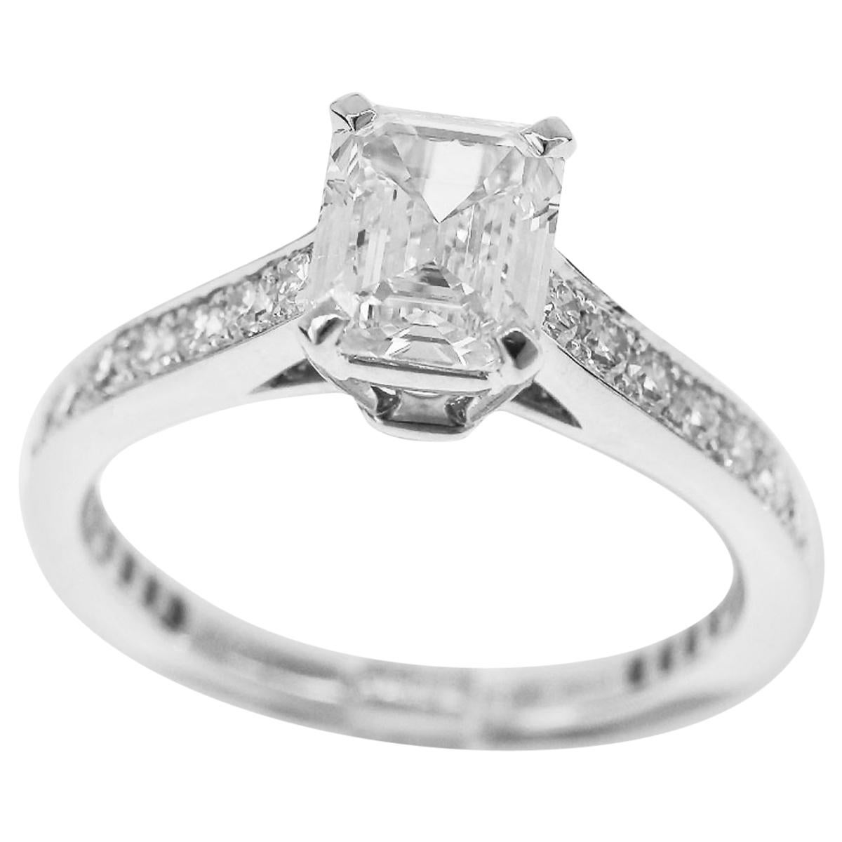 Graff Rings - 44 For Sale at 1stdibs