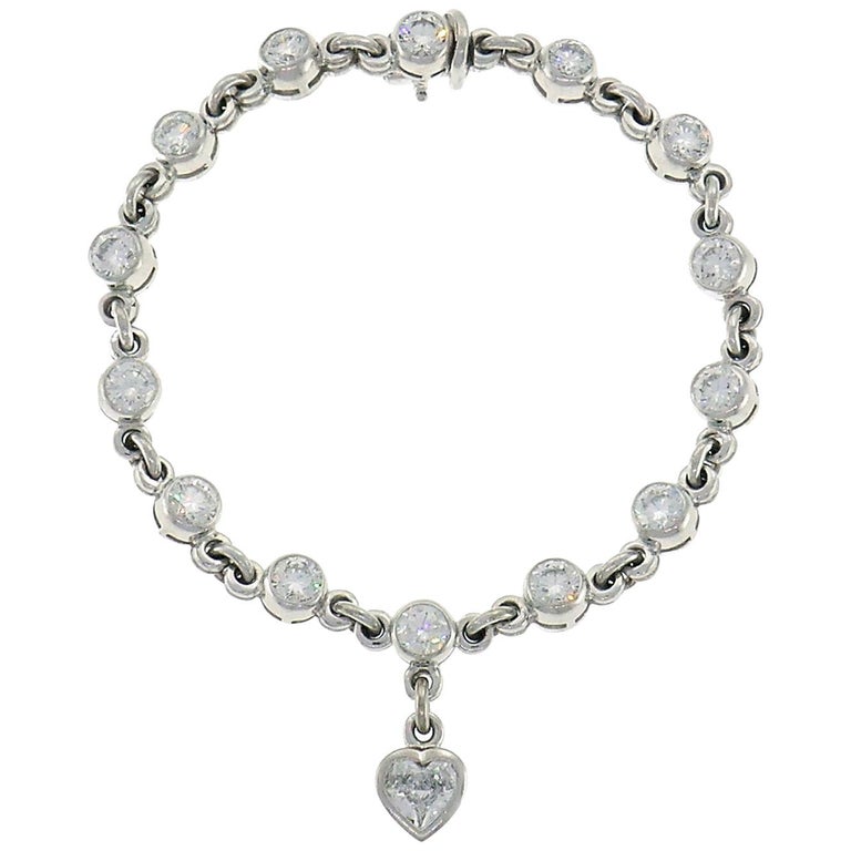 Graff Diamond 18k White Gold Bracelet with Heart Diamond Charm at 1stDibs