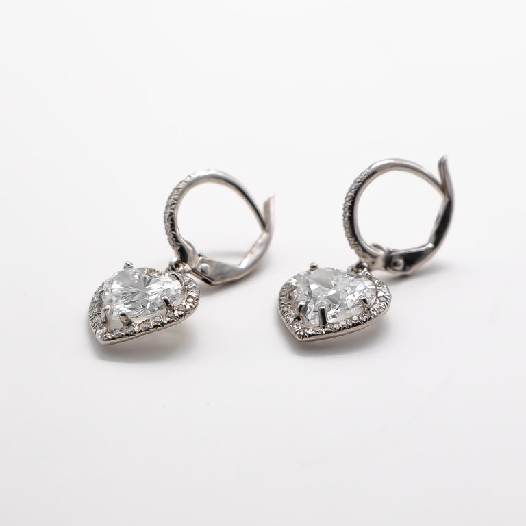 Graff GIA Certified Heart Diamond Earrings 3.86 Carat Total 18 Karat ...