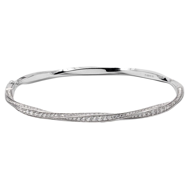 Graff Spiral Diamonds 18k White Gold Bangle Bracelet For Sale at 1stDibs