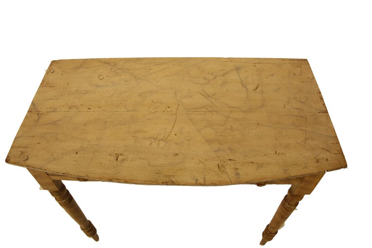 Grain Painted Bow Front End Table For Sale at 1stDibs