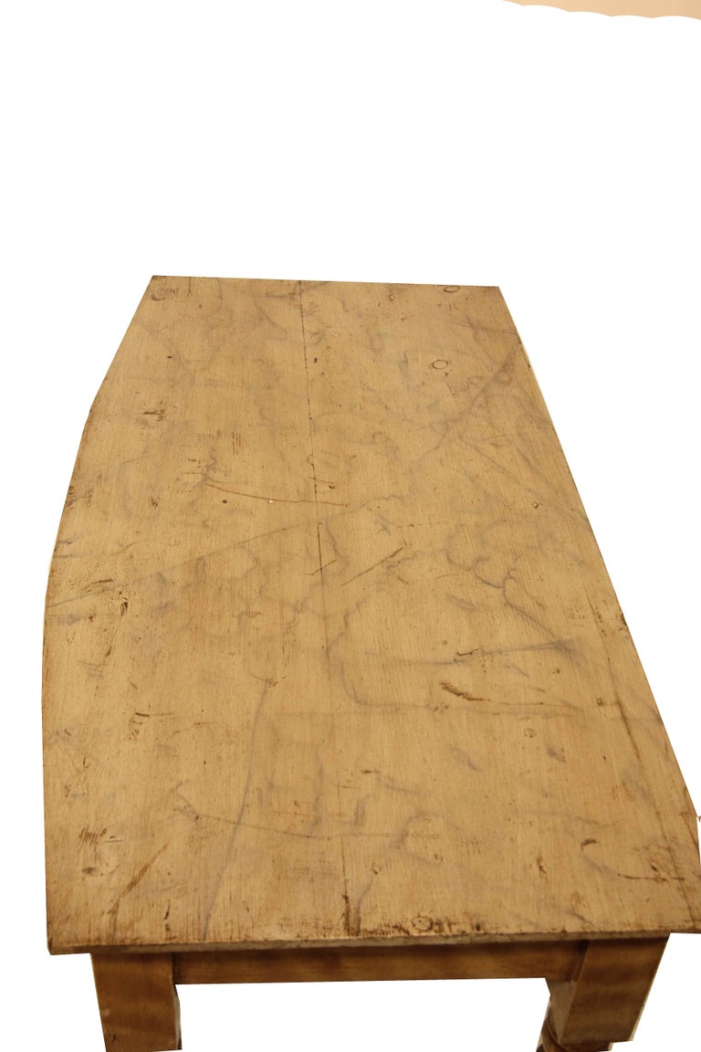 Grain Painted Bow Front End Table For Sale at 1stDibs