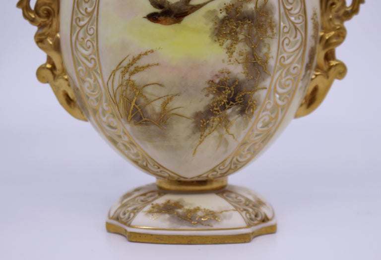 Grainger Worcester Royal China Works Blush Vase, 1892 For Sale at 1stDibs