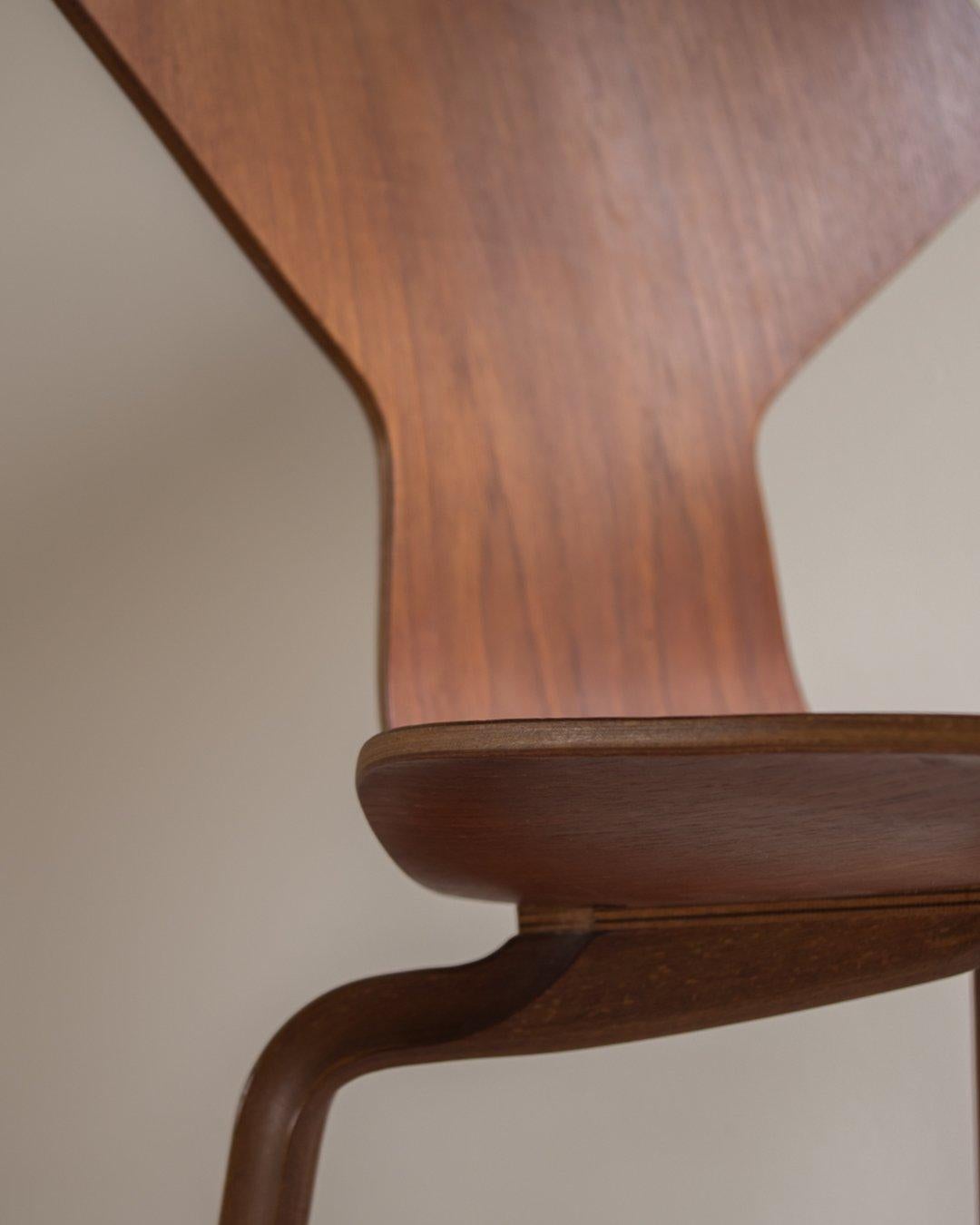 Grand Prix Chair - Arne Jacobsen Produced by Fritz Hansen at 1stDibs