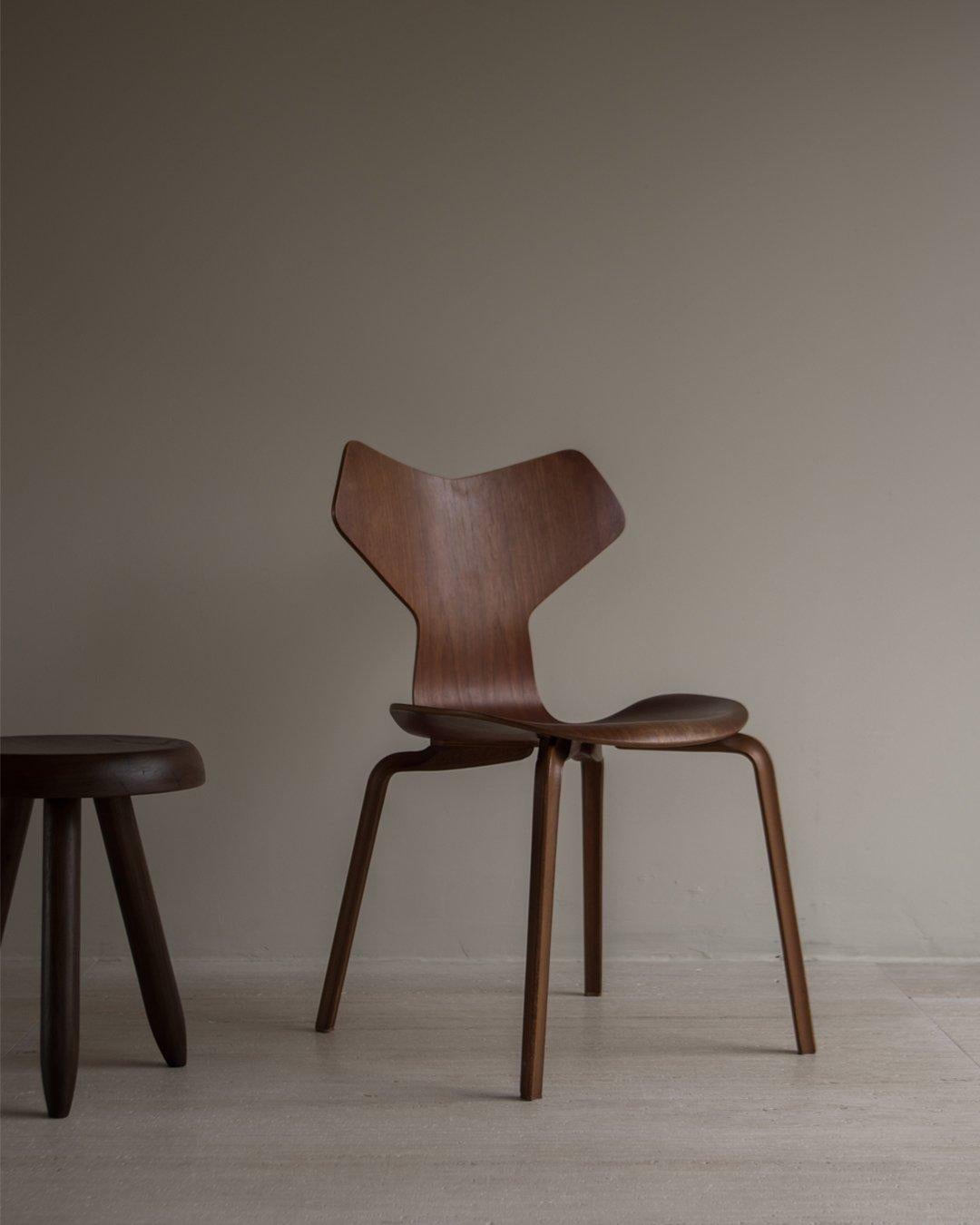 Grand Prix Chair - Arne Jacobsen Produced by Fritz Hansen at 1stDibs