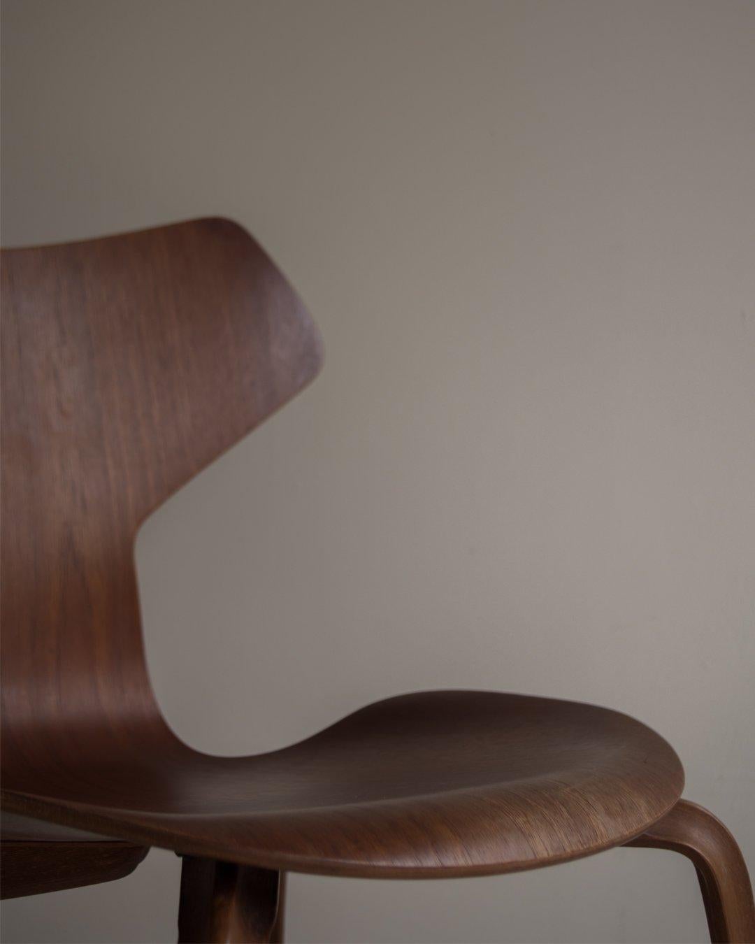 Grand Prix Chair - Arne Jacobsen Produced by Fritz Hansen at 1stDibs