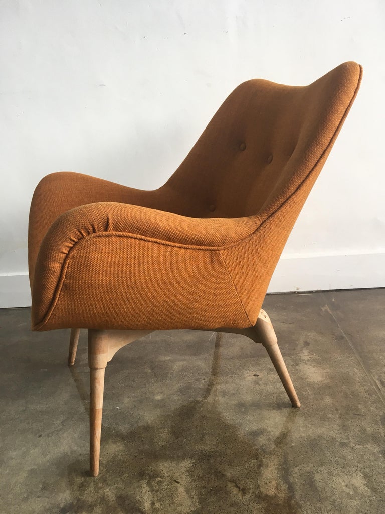 Grant Featherston Pair of B210 TV Contour Chairs, circa 1960s For Sale ...