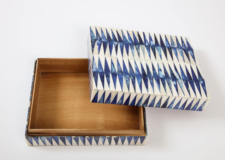 Graphic Pattern Blue / Natural Bone Box For Sale at 1stDibs