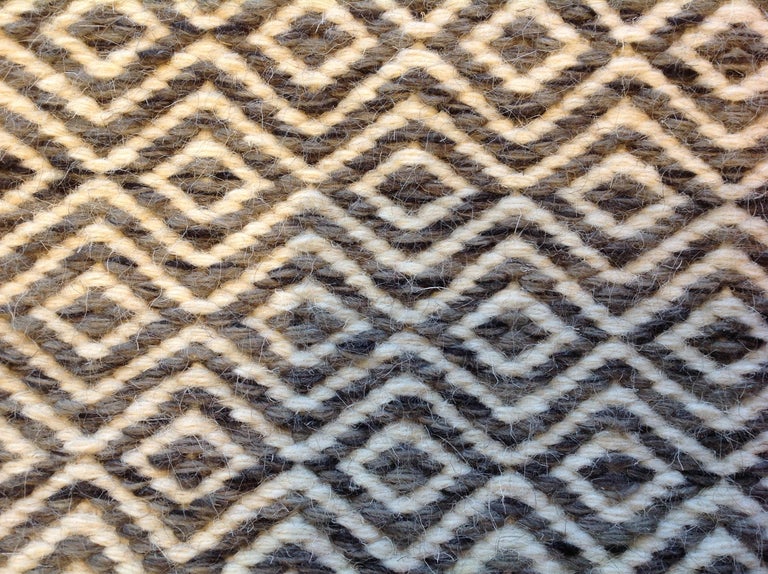 Gray and White Indian Diamonds Rug For Sale at 1stDibs