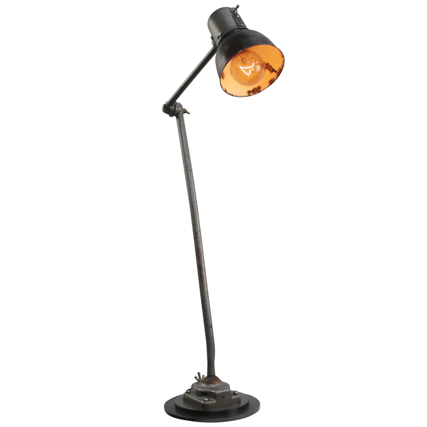 Gray Metal Vintage Industrial Enamel Machinist Table Desk Light at 1stDibs