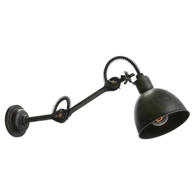 Gray Metal Vintage Industrial Machinist Work Wall Light For Sale at 1stDibs