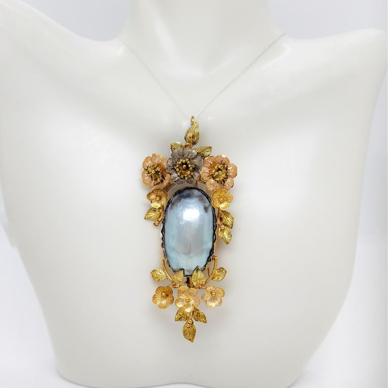 Gray Pearl Floral Pendant and Brooch in 18k 3 Tone Gold For Sale at 1stDibs