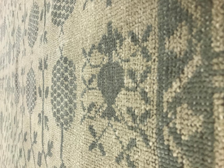 Gray Pomegranate Design Hand Knotted Wool Area Rug For Sale at 1stDibs