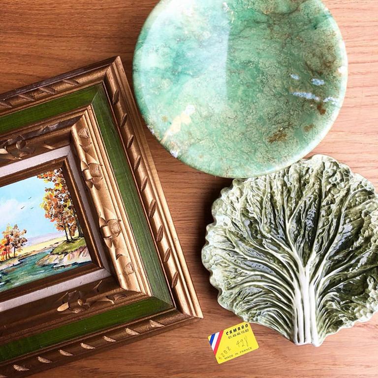 Green Cabbage Ware Majolica Style Table Top Plates Entertaining a Pair ...
