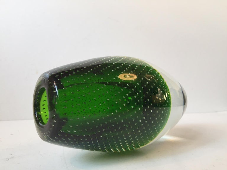 Green Glass Vase by Gunnel Nyman for Nuutajarvi Lasi Oy, 1940s For Sale ...