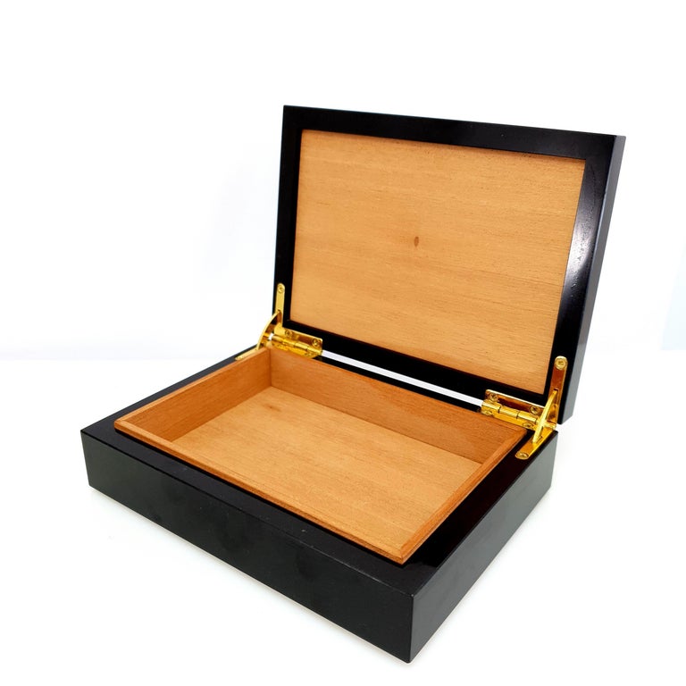 Green Grossular Garnet Decorative Jewelry Gemstone Box with Black ...