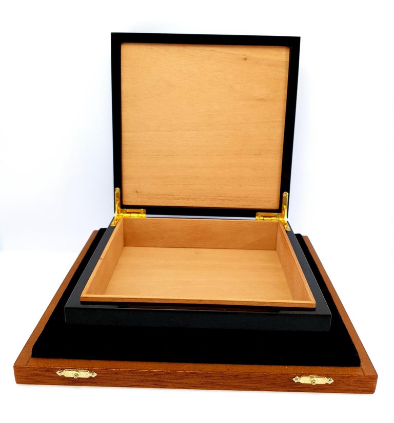 Green Grossular Garnet Decorative Jewelry Gemstone Box with Black ...