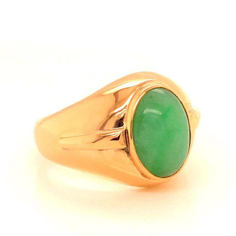 Green Jade Ring with Raised Design Element, 14k Yellow Gold For Sale at ...