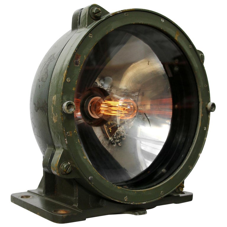 Green Metal Vintage Industrial Mirror Glass Army Tank Floor Table Light ...