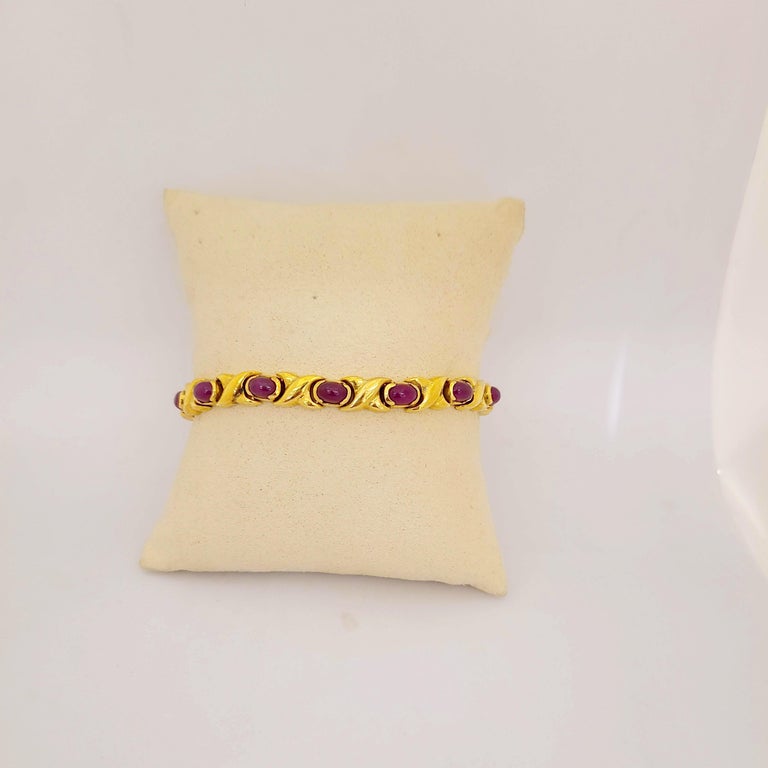 Gregg Ruth 18 Karat Yellow Gold 6.30 Carat Cabochon Ruby Line Bracelet ...