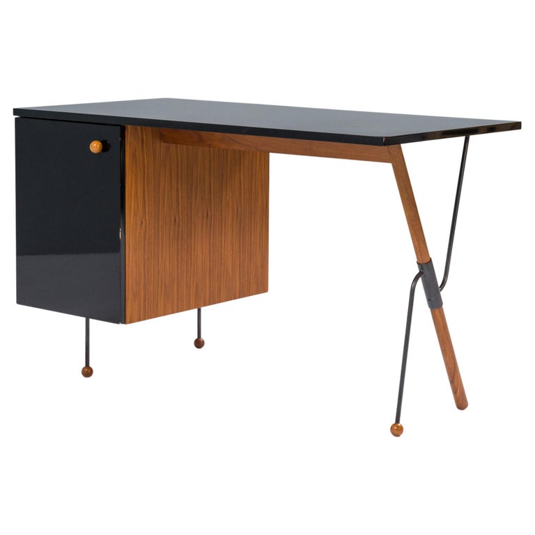 Greta M. Grossman by Gubi Walnut and Black 62 Desk For Sale at 1stDibs