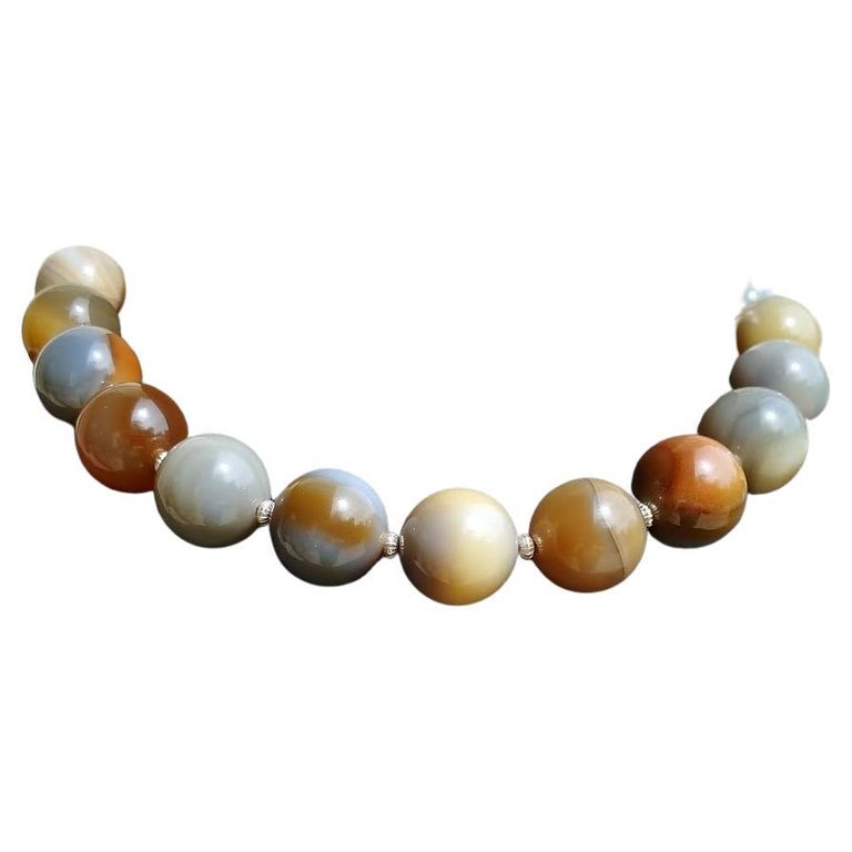 Grey Chalcedony Necklace For Sale at 1stDibs