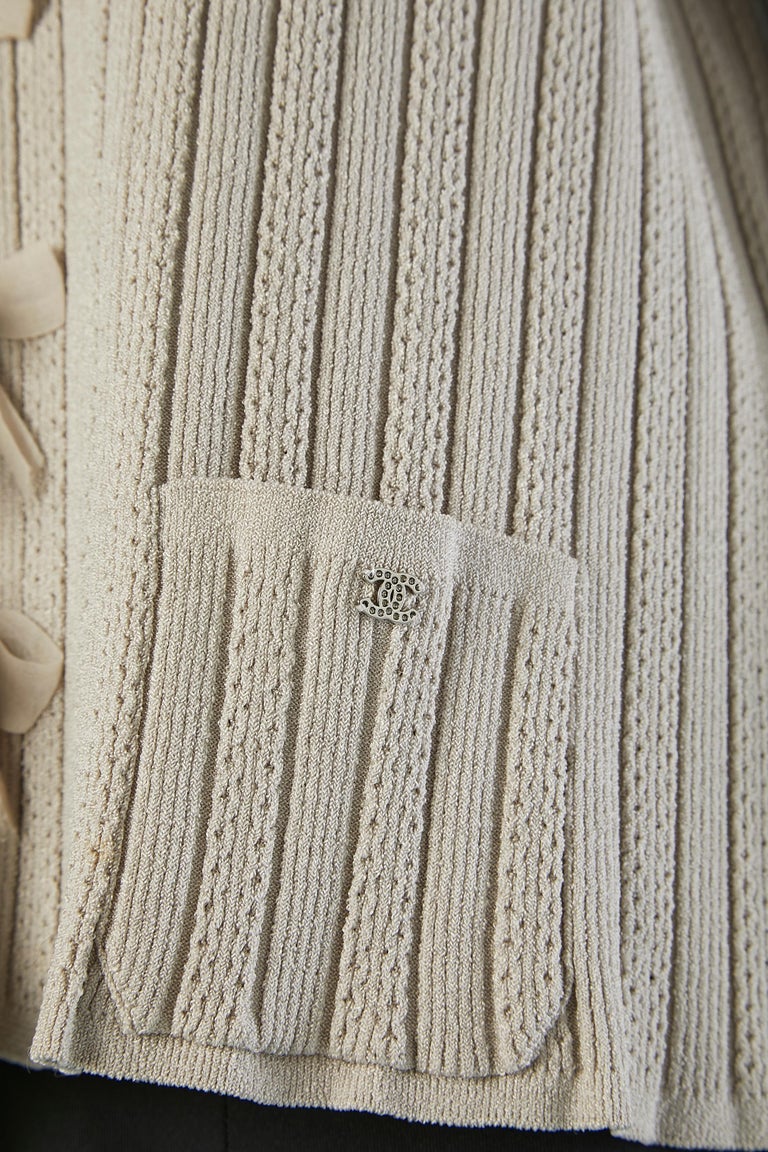 Grey rayon sweater with silk organza bow in the middle front Chanel For ...