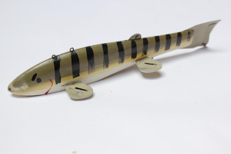Grouping of Five Hand-Painted and Carved American Folk Art Fish Decoys ...