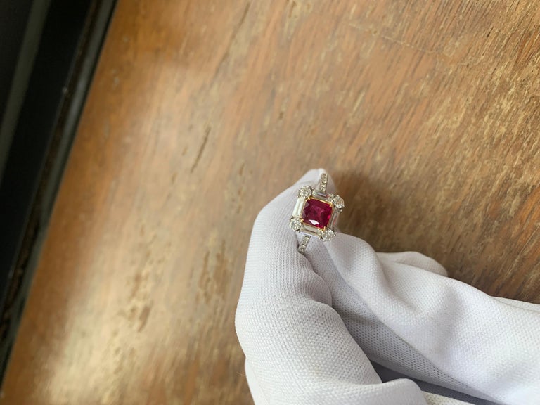 GRS Certified 0.86 Carat Burmese Ruby No Heat Pigeon Blood Ring in 18K Gold For Sale at 1stDibs