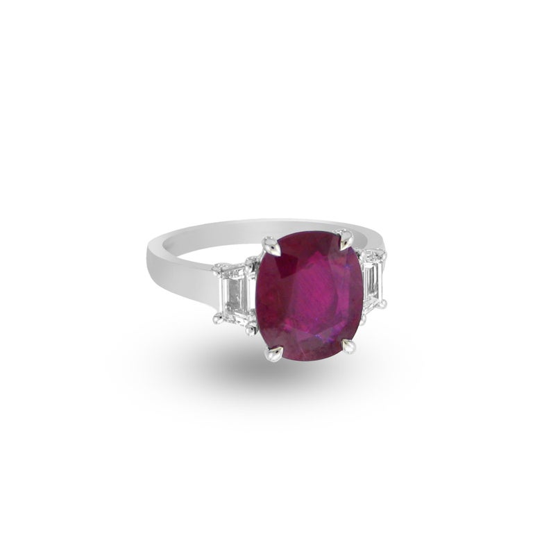 GRS Certified Three Stone Ruby Ring For Sale at 1stDibs