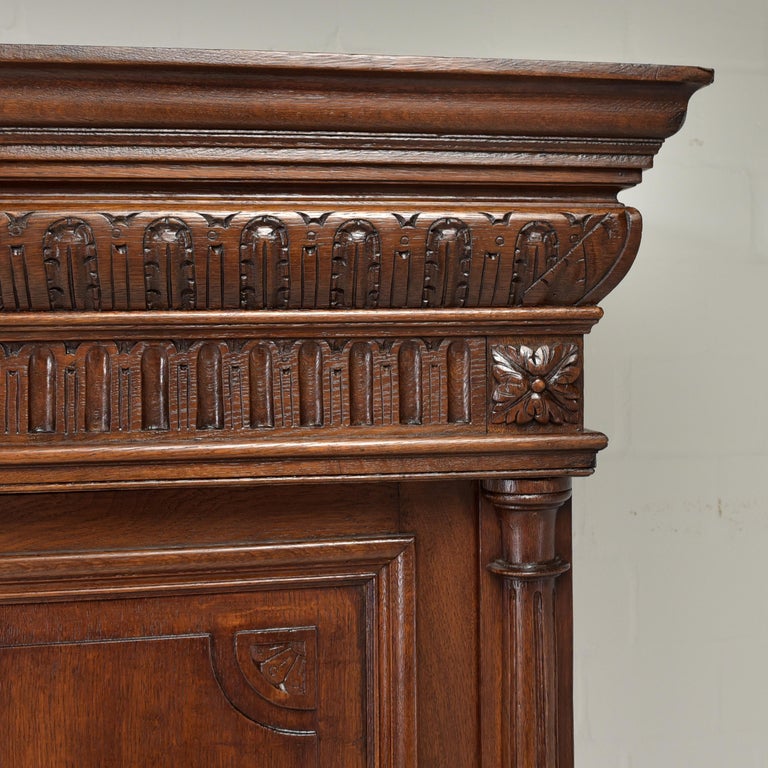 Gründerzeit Large Hall Closet in Oak, 1890 For Sale at 1stDibs